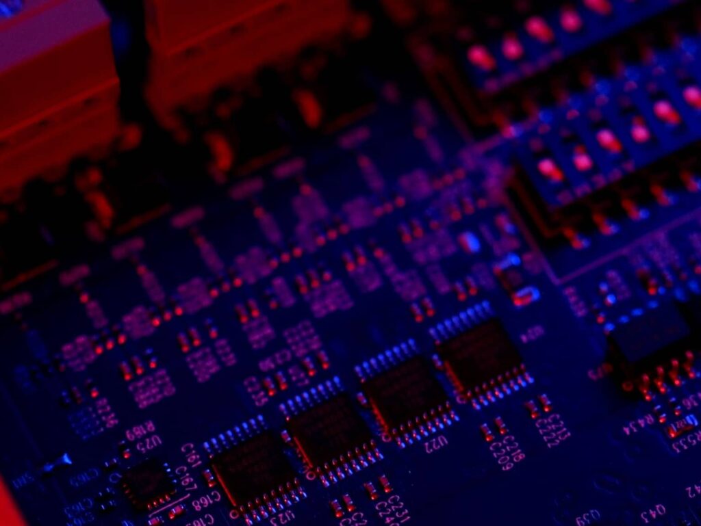 Door Controllers and Panels | AMAG Technology